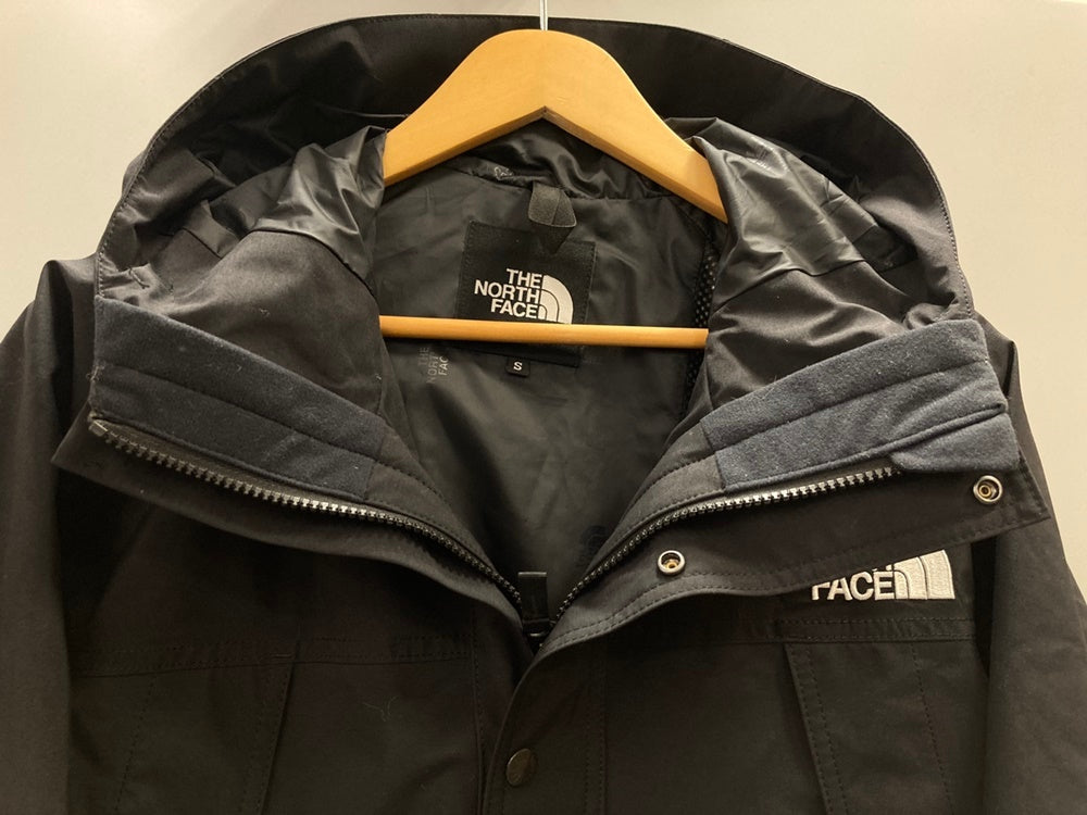 ノースフェイス THE NORTH FACE Mountain Light Jacket マウンテンライトジャケット 黒 ナイロンジャケット ...